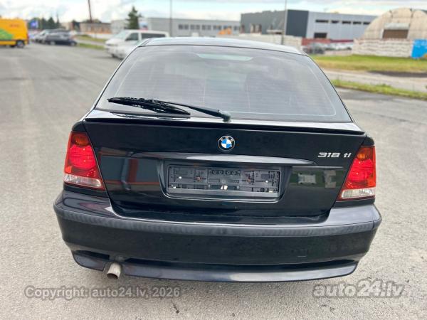 Black BMW 3 Series 2003 in Tartu, with an engine capacity of 2.00 L and mileage of 178 thousand km for 2000 €, photo 7 on AUTOMOTO.COM.LV