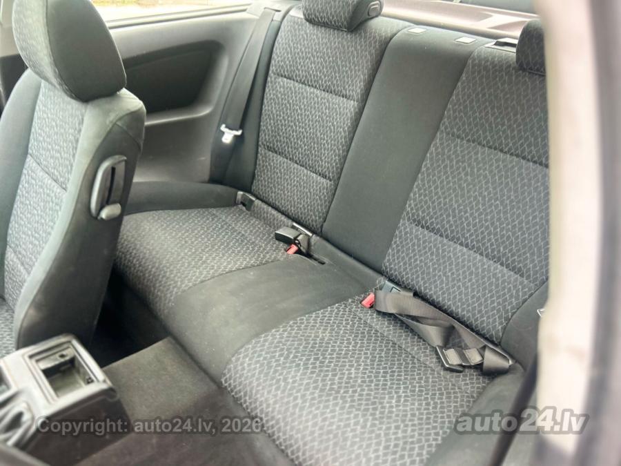 Black BMW 3 Series 2004 in Tartu, with an engine capacity of 0.00 L and mileage of 264 thousand km for 1800 €, photo 13 on AUTOMOTO.COM.LV