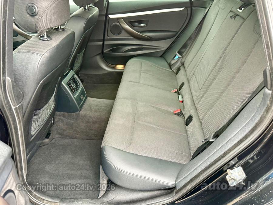Black BMW 3 Series 2015 in Tallinn, with an engine capacity of 2.00 L and mileage of 298 thousand km for 8999 €, photo 16 on AUTOMOTO.COM.LV