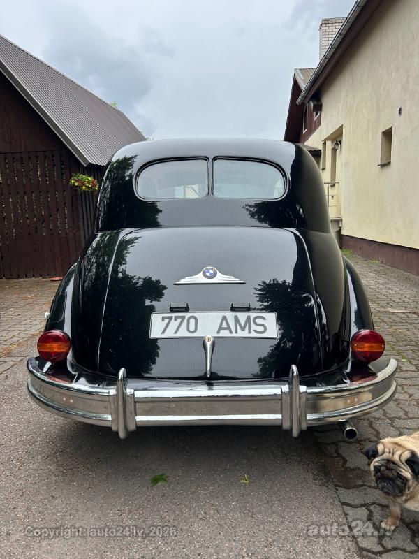 Black BMW 3 Series 1950 in Tallinn, with an engine capacity of 2.00 L and mileage of 0 thousand km for 29500 €, photo 7 on AUTOMOTO.COM.LV