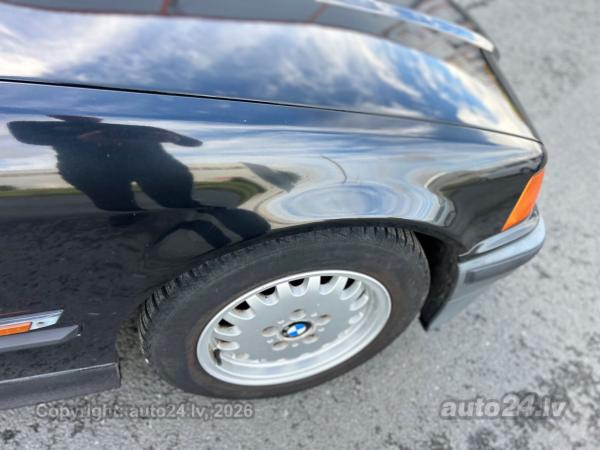Black BMW 3 Series 1994 in Tartu, with an engine capacity of 1.80 L and mileage of 0 thousand km for 2400 €, photo 10 on AUTOMOTO.COM.LV
