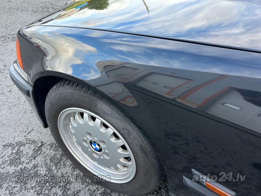 Black BMW 3 Series 1994 in Tartu, with an engine capacity of 1.80 L and mileage of 0 thousand km for 2400 €, photo 12 on AUTOMOTO.COM.LV