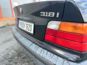 Black BMW 3 Series 1994 in Tartu, with an engine capacity of 1.80 L and mileage of 0 thousand km for 2400 €, photo 13 on AUTOMOTO.COM.LV