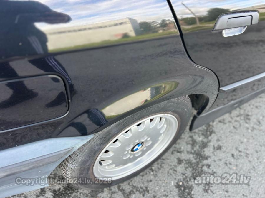 Black BMW 3 Series 1994 in Tartu, with an engine capacity of 1.80 L and mileage of 0 thousand km for 2400 €, photo 14 on AUTOMOTO.COM.LV