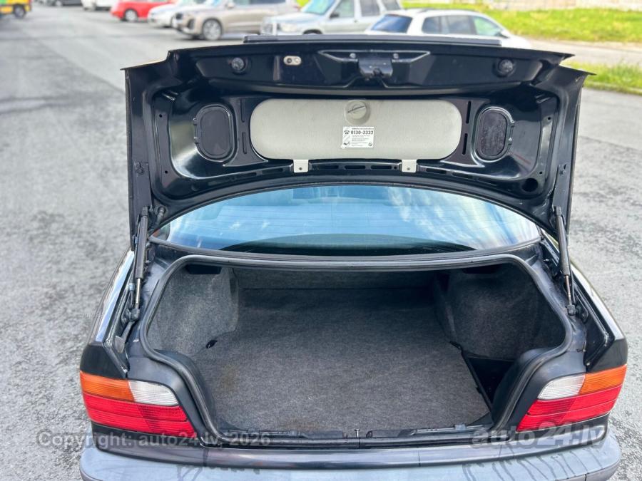 Black BMW 3 Series 1994 in Tartu, with an engine capacity of 1.80 L and mileage of 0 thousand km for 2400 €, photo 15 on AUTOMOTO.COM.LV
