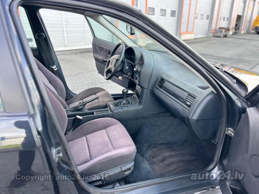 Black BMW 3 Series 1994 in Tartu, with an engine capacity of 1.80 L and mileage of 0 thousand km for 2400 €, photo 20 on AUTOMOTO.COM.LV