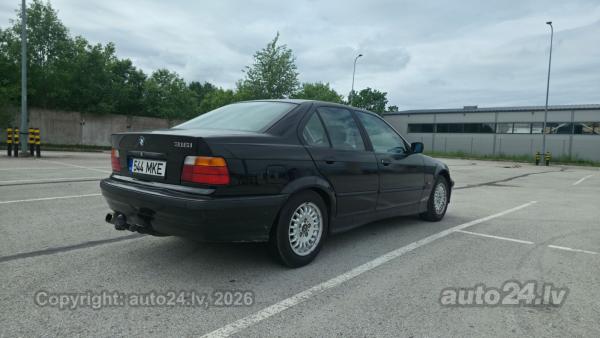 Melns BMW 3 Series 1995 Tallina, ar dzinēja tilpumu 1.60 L un nobraukumu 256 tūkst. km par 3500 €, foto 2 vietnē AUTOMOTO.COM.LV