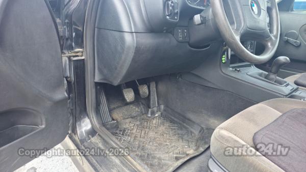 Melns BMW 3 Series 1995 Tallina, ar dzinēja tilpumu 1.60 L un nobraukumu 256 tūkst. km par 3500 €, foto 5 vietnē AUTOMOTO.COM.LV