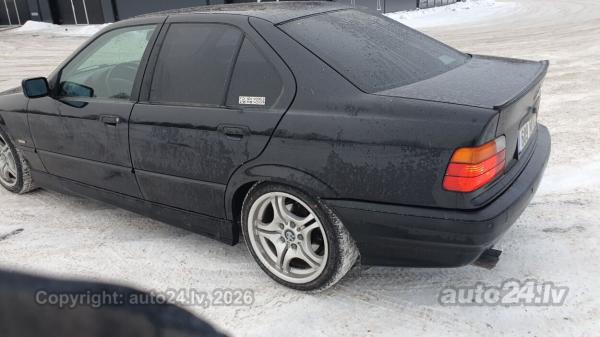 Melns BMW 3 Series 1997 Tallina, ar dzinēja tilpumu 2.80 L un nobraukumu 300 tūkst. km par 6600 €, foto 5 vietnē AUTOMOTO.COM.LV