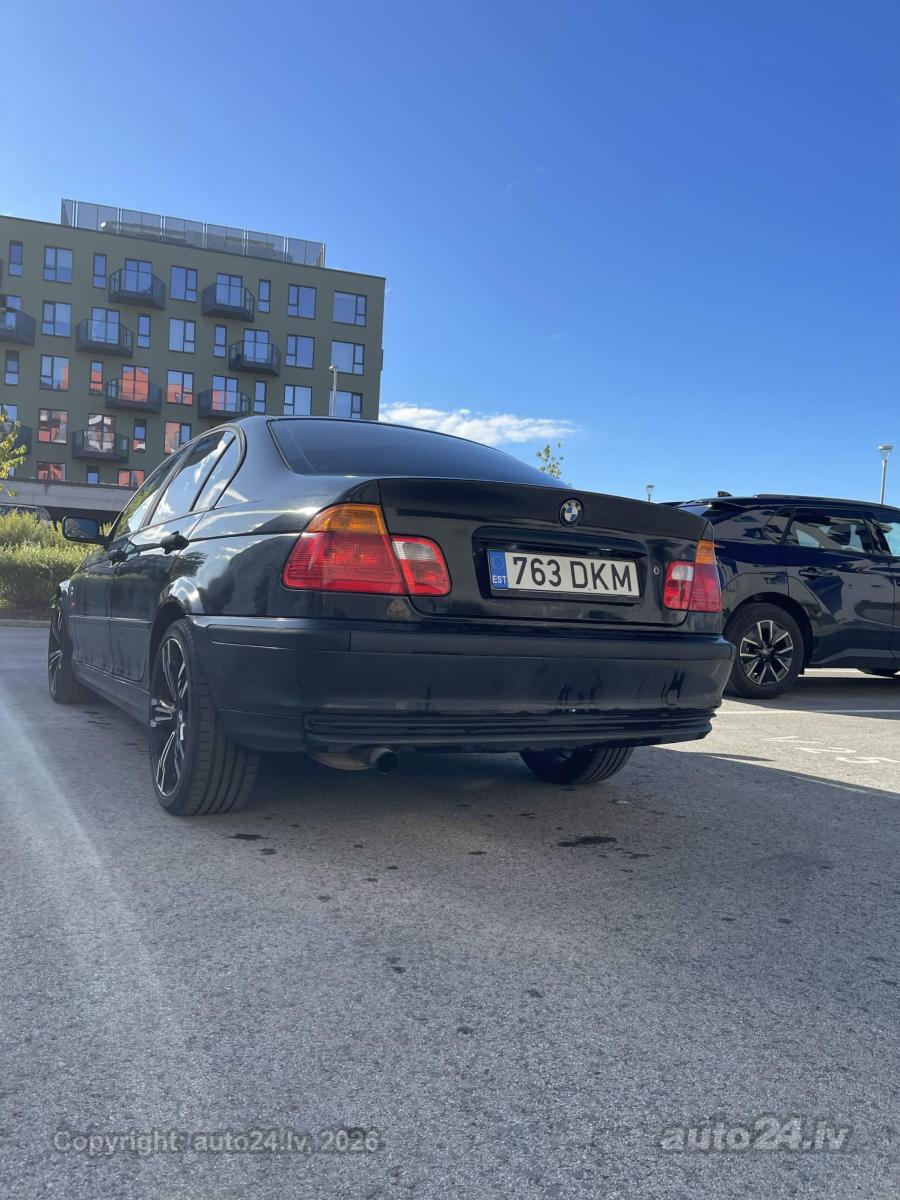 Melns BMW 3 Series 2000 Tallina, ar dzinēja tilpumu 1.90 L un nobraukumu 242 tūkst. km par 1200 €, foto 4 vietnē AUTOMOTO.COM.LV