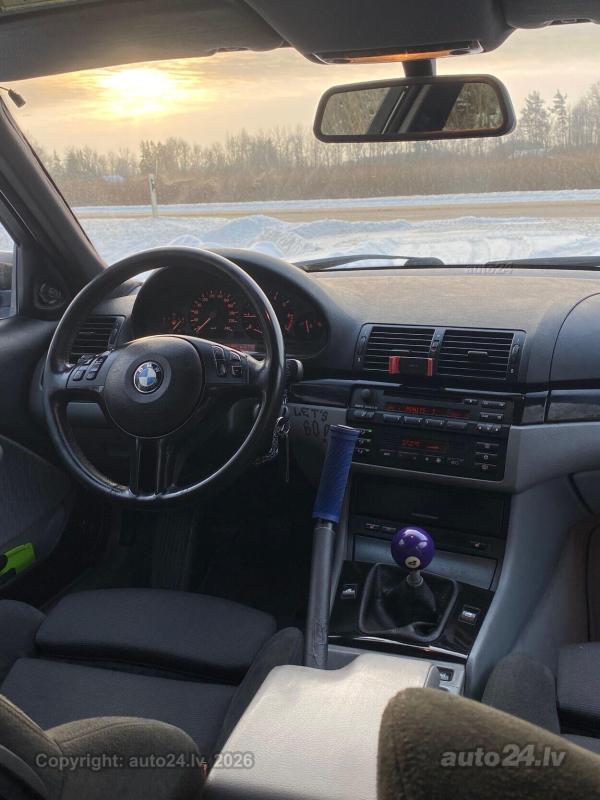 Melns BMW 3 Series 2001 Hāpsalu, ar dzinēja tilpumu 2.50 L un nobraukumu 293 tūkst. km par 3600 €, foto 11 vietnē AUTOMOTO.COM.LV