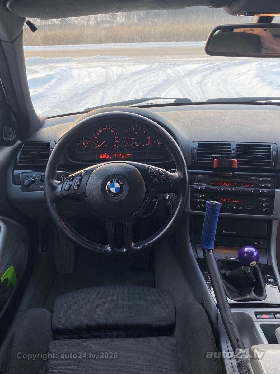 Melns BMW 3 Series 2001 Hāpsalu, ar dzinēja tilpumu 2.50 L un nobraukumu 293 tūkst. km par 3600 €, foto 13 vietnē AUTOMOTO.COM.LV