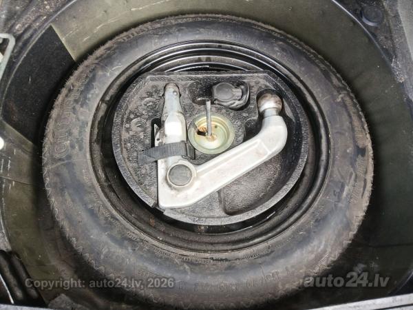 Melns BMW 3 Series 2001 Cēsis, ar dzinēja tilpumu 2.20 L un nobraukumu 236 tūkst. km par 2990 €, foto 9 vietnē AUTOMOTO.COM.LV