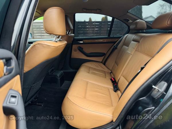 Black BMW 3 Series 2002 in Tallinn, with an engine capacity of 2.90 L and mileage of 368 thousand km for 3399 €, photo 11 on AUTOMOTO.COM.LV