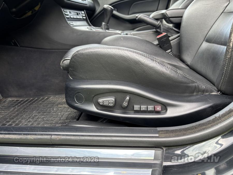 Melns BMW 3 Series 2002 Tallina, ar dzinēja tilpumu 2.20 L un nobraukumu 186 tūkst. km par 5300 €, foto 12 vietnē AUTOMOTO.COM.LV