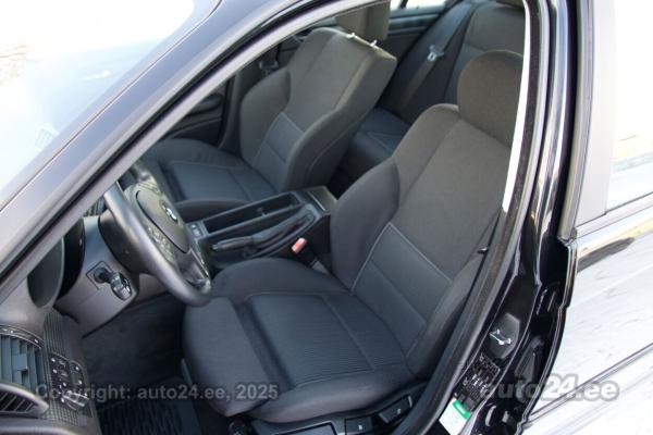 Melns BMW 3 Series 2003 Tallina, ar dzinēja tilpumu 2.00 L un nobraukumu 39 tūkst. km par 6400 €, foto 11 vietnē AUTOMOTO.COM.LV