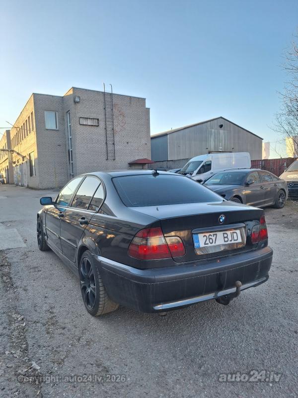 Black BMW 3 Series 2003 in Tallinn, with an engine capacity of 2.00 L and mileage of 320 thousand km for 1499 €, photo 4 on AUTOMOTO.COM.LV