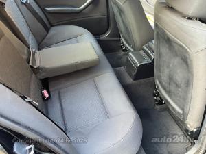 Black BMW 3 Series 2004 in Tallinn, with an engine capacity of 2.00 L and mileage of 171 thousand km for 2490 €, photo 15 on AUTOMOTO.COM.LV