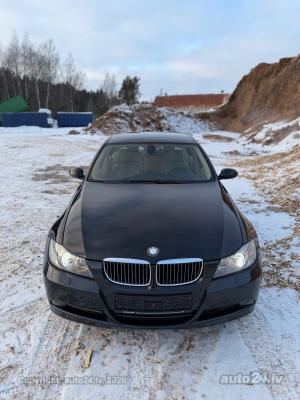 Melns BMW 3 Series 2005 Pērnava, ar dzinēja tilpumu 2.50 L un nobraukumu 221 tūkst. km par 4900 €, foto 9 vietnē AUTOMOTO.COM.LV