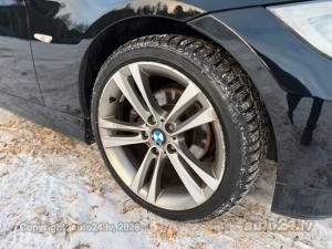 Melns BMW 3 Series 2005 Pērnava, ar dzinēja tilpumu 2.50 L un nobraukumu 221 tūkst. km par 4900 €, foto 10 vietnē AUTOMOTO.COM.LV