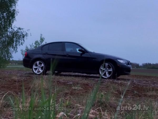 Black BMW 3 Series 2005 in Tartu, with an engine capacity of 2.00 L and mileage of 384 thousand km for 2900 €, photo 4 on AUTOMOTO.COM.LV