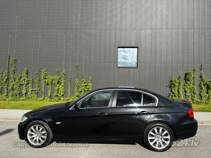 Melns BMW 3 Series 2005 Tallina, ar dzinēja tilpumu 3.00 L un nobraukumu 314 tūkst. km par 4900 €, foto 4 vietnē AUTOMOTO.COM.LV