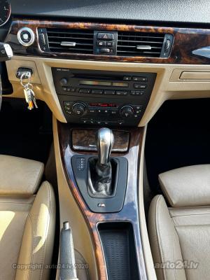 Melns BMW 3 Series 2005 Tallina, ar dzinēja tilpumu 3.00 L un nobraukumu 314 tūkst. km par 4900 €, foto 15 vietnē AUTOMOTO.COM.LV
