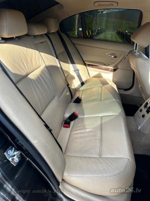 Melns BMW 3 Series 2005 Tallina, ar dzinēja tilpumu 3.00 L un nobraukumu 314 tūkst. km par 4900 €, foto 18 vietnē AUTOMOTO.COM.LV