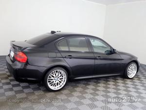 Black BMW 3 Series 2006 in Tallinn, with an engine capacity of 2.00 L and mileage of 342 thousand km for 2999 €, photo 3 on AUTOMOTO.COM.LV