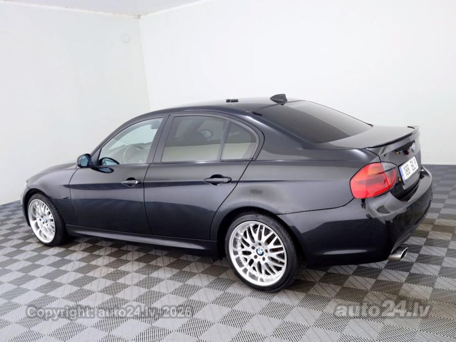 Black BMW 3 Series 2006 in Tallinn, with an engine capacity of 2.00 L and mileage of 342 thousand km for 2999 €, photo 4 on AUTOMOTO.COM.LV