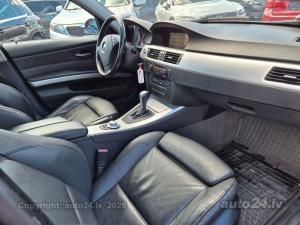 Melns BMW 3 Series 2006 Tartu, ar dzinēja tilpumu 3.00 L un nobraukumu 0 tūkst. km par 4790 €, foto 4 vietnē AUTOMOTO.COM.LV