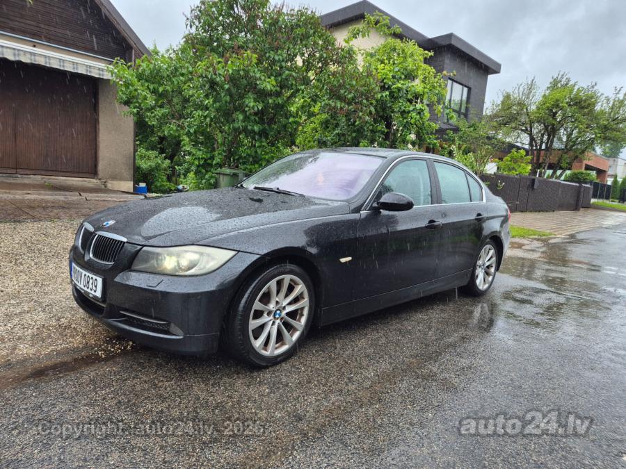Melns BMW 3 Series 2006 Tartu, ar dzinēja tilpumu 3.00 L un nobraukumu 0 tūkst. km par 4790 €, foto 8 vietnē AUTOMOTO.COM.LV