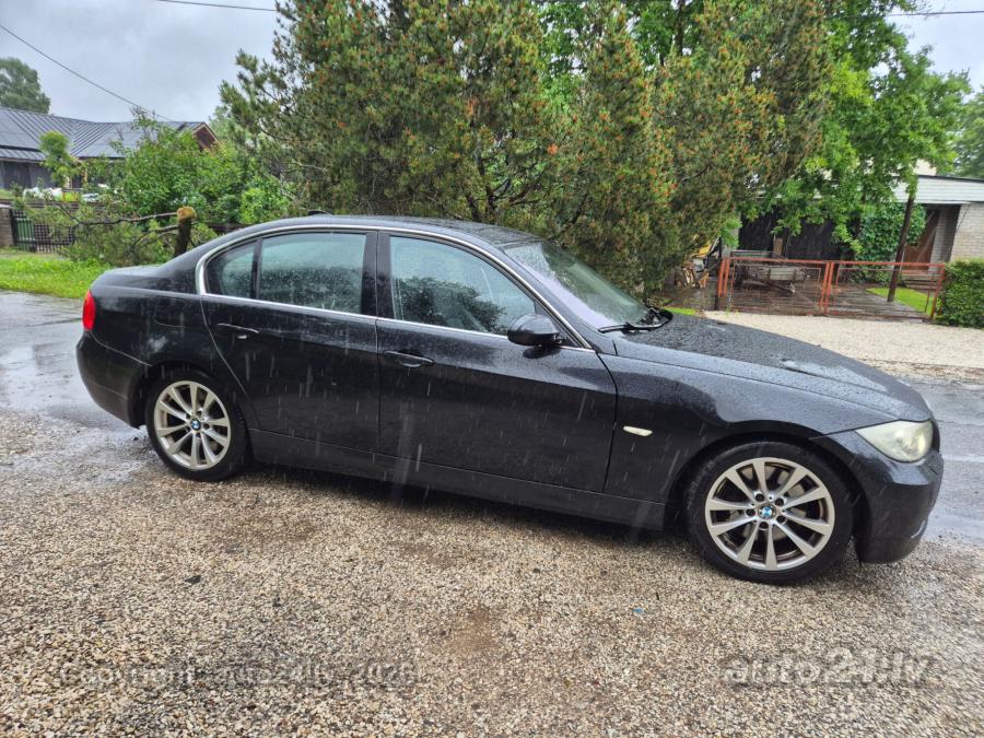 Melns BMW 3 Series 2006 Tartu, ar dzinēja tilpumu 3.00 L un nobraukumu 0 tūkst. km par 4790 €, foto 14 vietnē AUTOMOTO.COM.LV