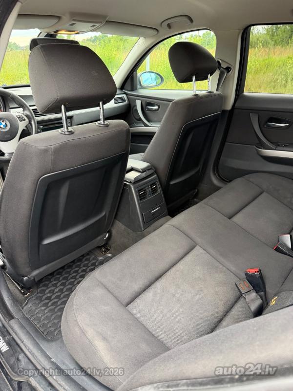 Melns BMW 3 Series 2006 Tallina, ar dzinēja tilpumu 2.00 L un nobraukumu 339 tūkst. km par 1990 €, foto 8 vietnē AUTOMOTO.COM.LV