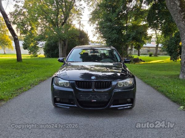 Melns BMW 3 Series 2006 Tallina, ar dzinēja tilpumu 2.00 L un nobraukumu 395 tūkst. km par 2800 €, foto 2 vietnē AUTOMOTO.COM.LV