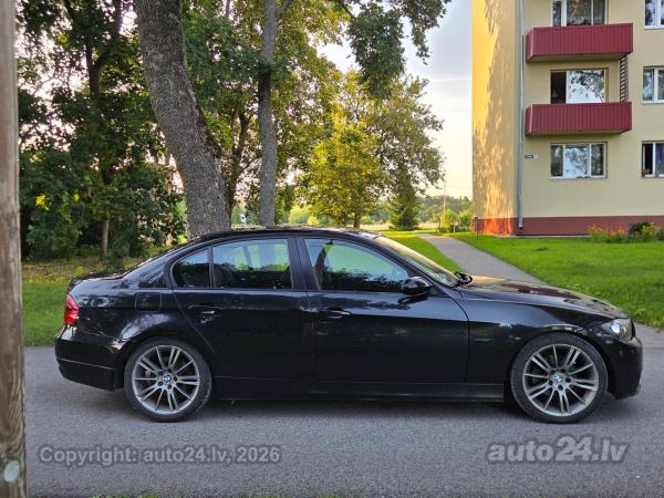 Melns BMW 3 Series 2006 Tallina, ar dzinēja tilpumu 2.00 L un nobraukumu 395 tūkst. km par 2800 €, foto 4 vietnē AUTOMOTO.COM.LV