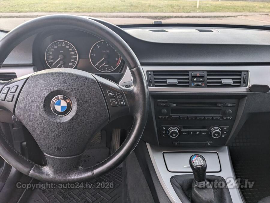 Black BMW 3 Series 2007 in Tallinn, with an engine capacity of 2.00 L and mileage of 335 thousand km for 4700 €, photo 9 on AUTOMOTO.COM.LV