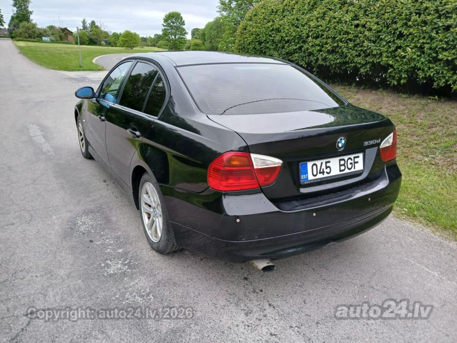 Melns BMW 3 Series 2007 Rapla, ar dzinēja tilpumu 2.00 L un nobraukumu 362 tūkst. km par 2200 €, foto 6 vietnē AUTOMOTO.COM.LV