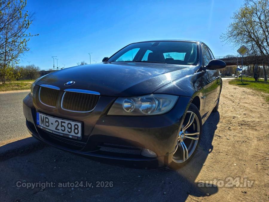 Black BMW 3 Series 2008 in Riga, with an engine capacity of 0.00 L and mileage of 390 thousand km for 3500 €, photo 4 on AUTOMOTO.COM.LV