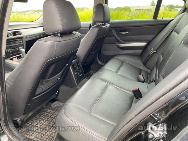 Melns BMW 3 Series 2008 Tallina, ar dzinēja tilpumu 2.00 L un nobraukumu 338 tūkst. km par 4400 €, foto 10 vietnē AUTOMOTO.COM.LV