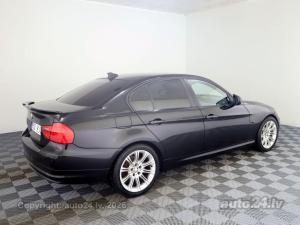Black BMW 3 Series 2009 in Tallinn, with an engine capacity of 2.00 L and mileage of 236 thousand km for 2999 €, photo 3 on AUTOMOTO.COM.LV