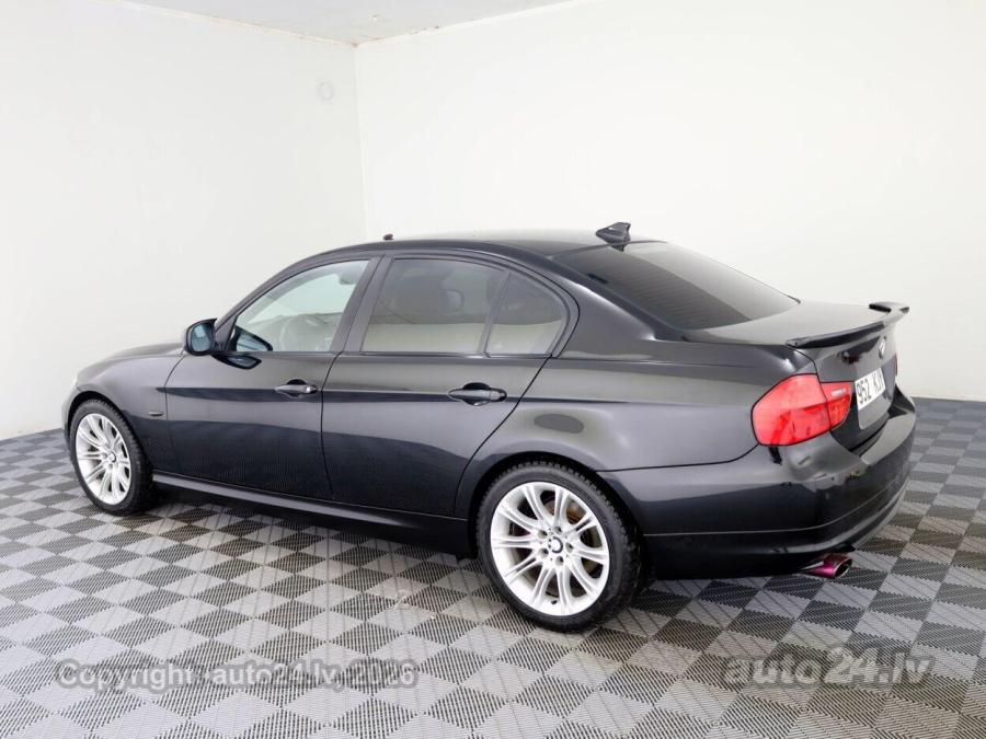 Black BMW 3 Series 2009 in Tallinn, with an engine capacity of 2.00 L and mileage of 236 thousand km for 2999 €, photo 4 on AUTOMOTO.COM.LV