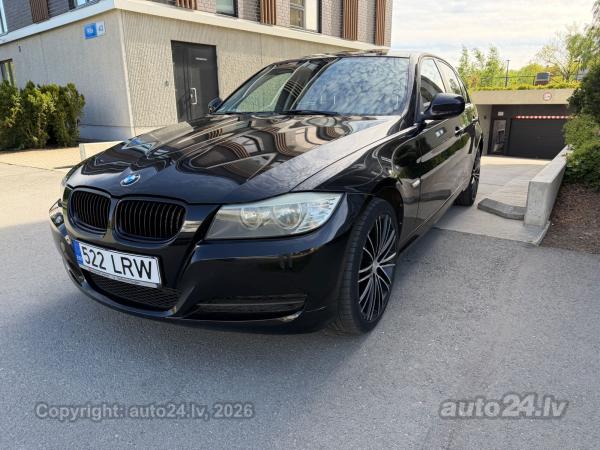 Black BMW 3 Series 2009 in Tallinn, with an engine capacity of 2.00 L and mileage of 262 thousand km for 5790 €, photo 2 on AUTOMOTO.COM.LV