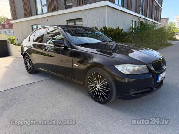 Black BMW 3 Series 2009 in Tallinn, with an engine capacity of 2.00 L and mileage of 262 thousand km for 5790 €, photo 6 on AUTOMOTO.COM.LV