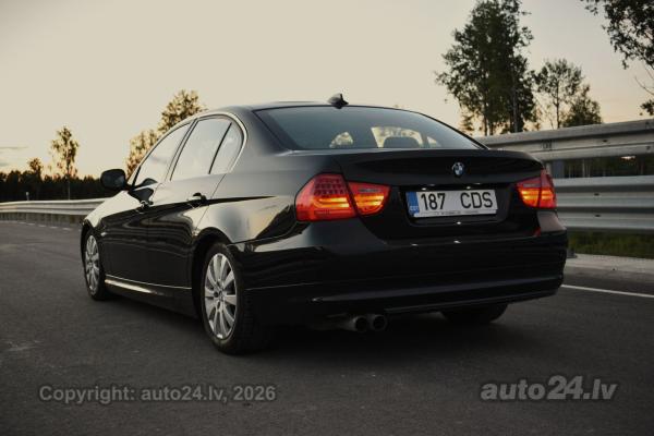 Black BMW 3 Series 2009 in Parnu, with an engine capacity of 3.00 L and mileage of 218 thousand km for 6700 €, photo 4 on AUTOMOTO.COM.LV