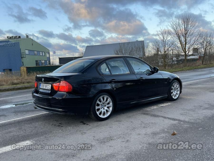 Black BMW 3 Series 2010 in Tallinn, with an engine capacity of 2.00 L and mileage of 345 thousand km for 5000 €, photo 6 on AUTOMOTO.COM.LV