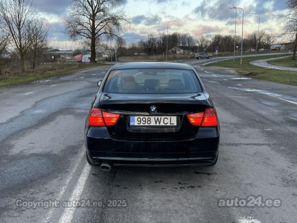 Melns BMW 3 Series 2010 Tallina, ar dzinēja tilpumu 2.00 L un nobraukumu 345 tūkst. km par 5000 €, foto 7 vietnē AUTOMOTO.COM.LV