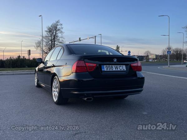 Black BMW 3 Series 2010 in Tallinn, with an engine capacity of 2.00 L and mileage of 349 thousand km for 4500 €, photo 3 on AUTOMOTO.COM.LV