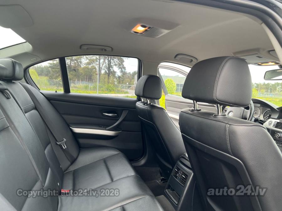 Melns BMW 3 Series 2010 Saue, ar dzinēja tilpumu 2.00 L un nobraukumu 324 tūkst. km par 5500 €, foto 11 vietnē AUTOMOTO.COM.LV