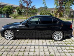 Black BMW 3 Series 2010 in Tallinn, with an engine capacity of 3.00 L and mileage of 177 thousand km for 10700 €, photo 5 on AUTOMOTO.COM.LV